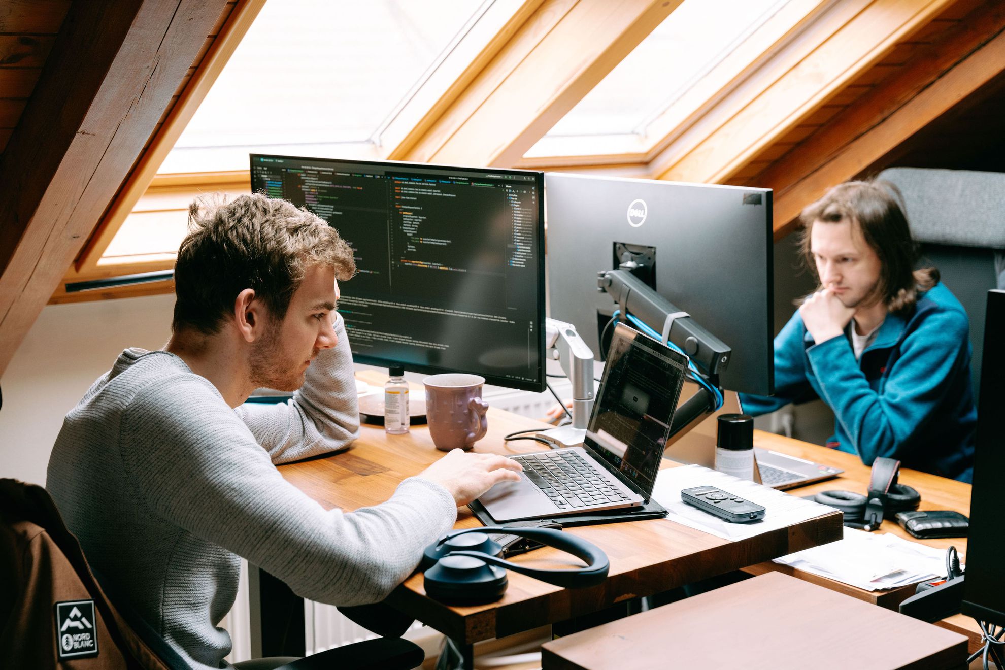 TECHNICKÝ MOZEK. OBCHODNÍ DRIVE - Junior obchodník s technickým backgroundem (DNAi & Tekies ...